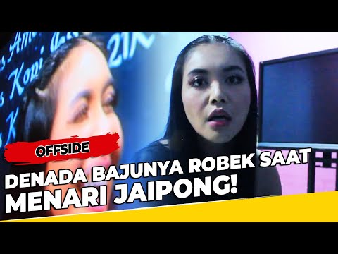 Waduhh!! Denada bajunya robek saat menari Jaipong! - Offside
