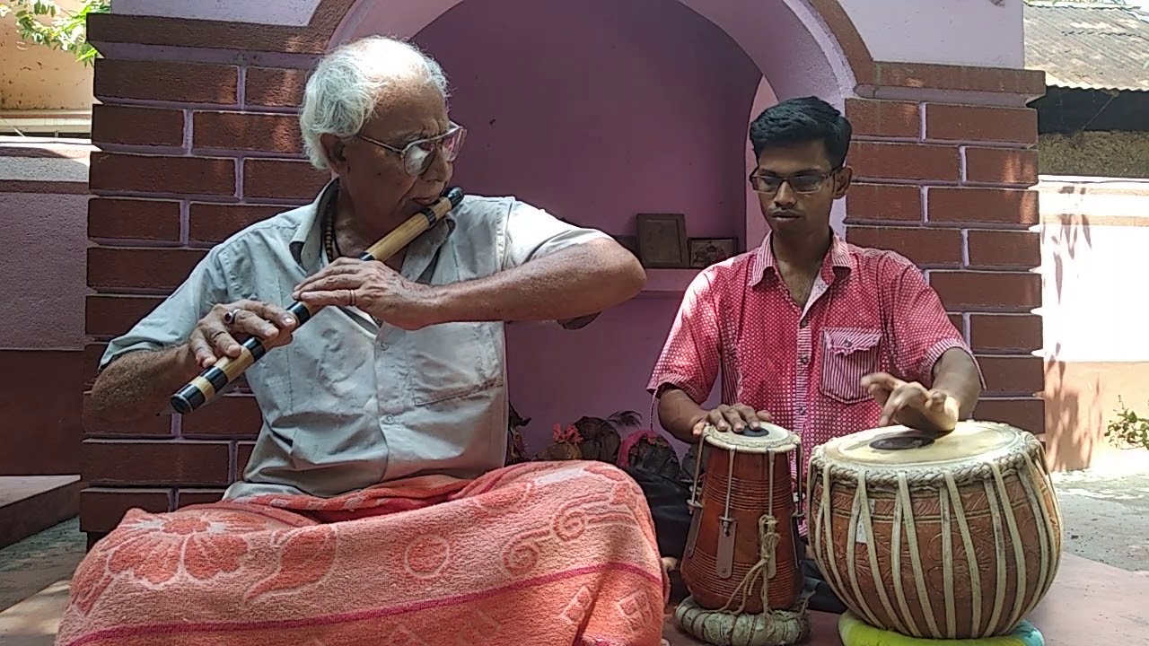 Bishnupur Gharana (Dhun) (Raag-Behag). Sasthitaal {Mridanga tabla} (see ...
