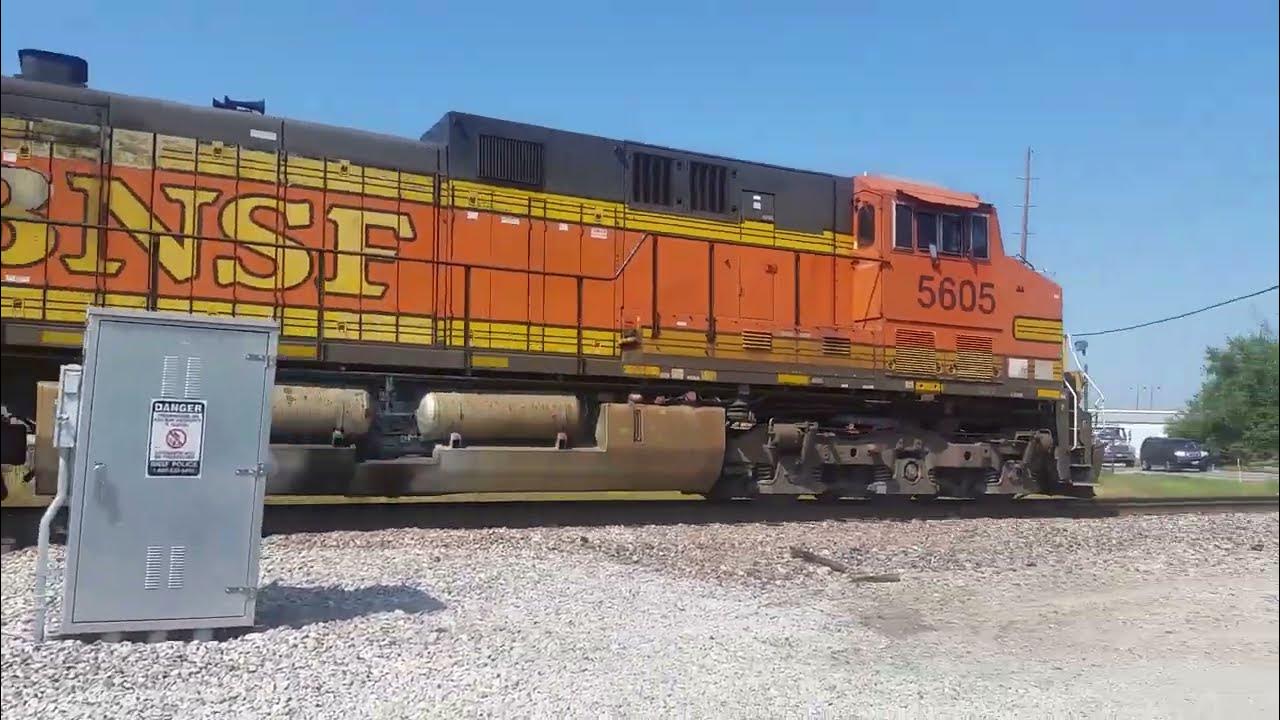 BNSF Empty Coal at Arnold...*** - YouTube