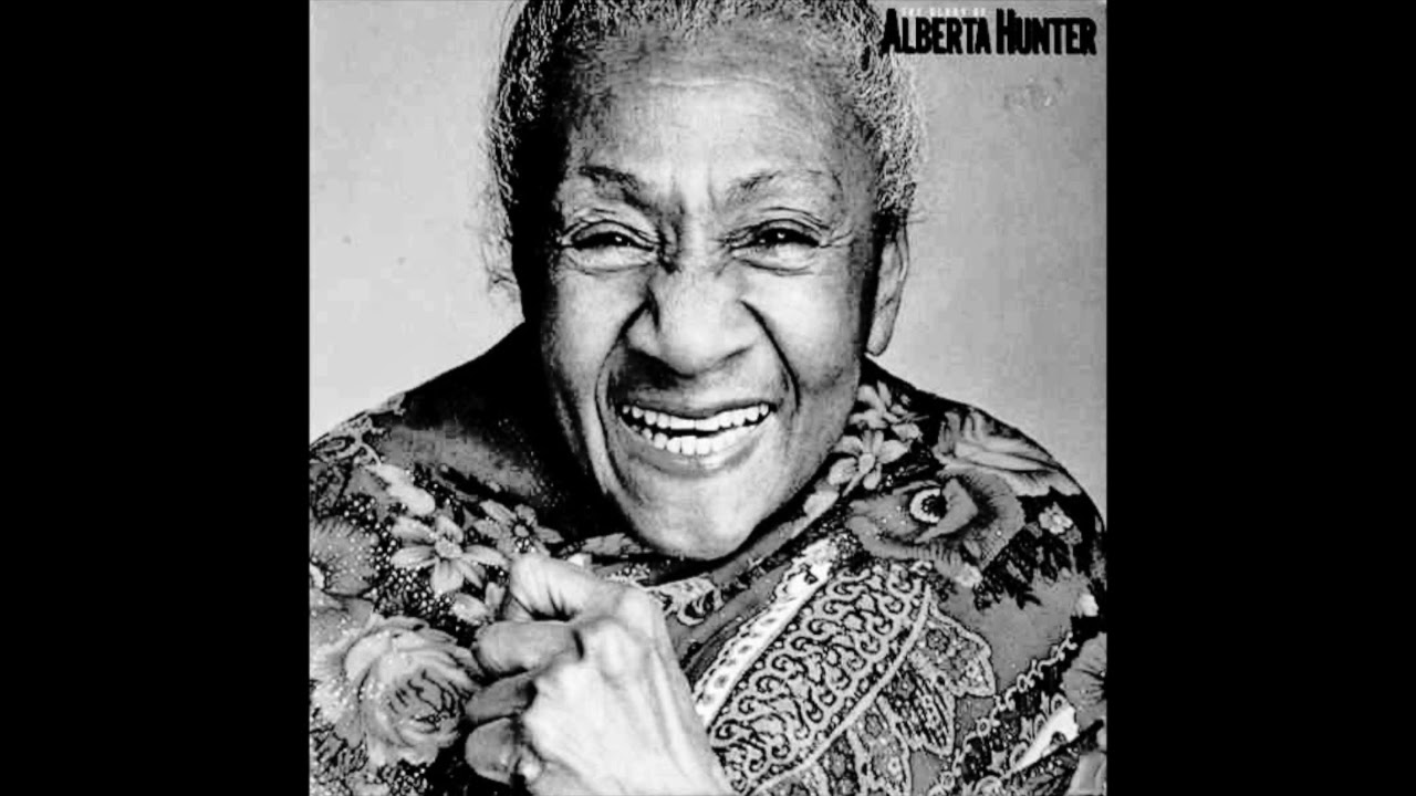 Alberta Hunter - You Can't Tell The Difference After Dark - YouTube
