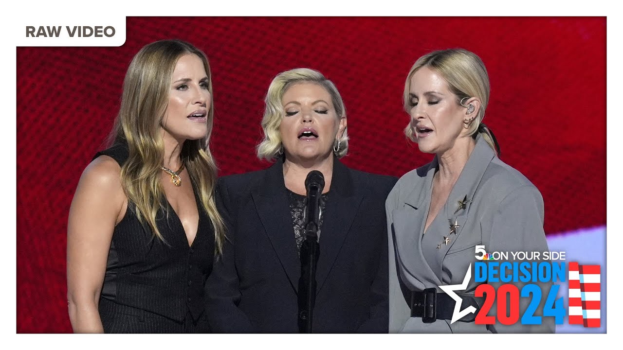 The Chicks perform 'The Star-Spangled Banner' at the Democratic ...