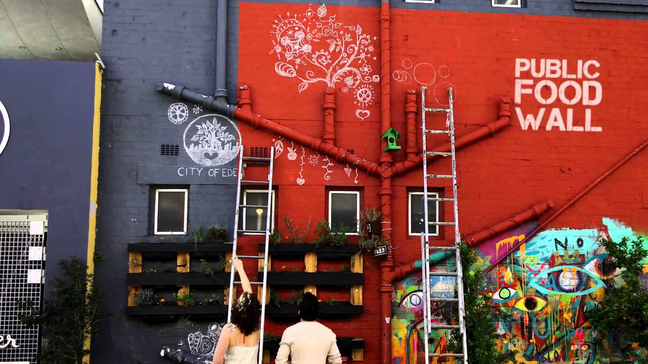 Public Food Wall Time Lapse - YouTube