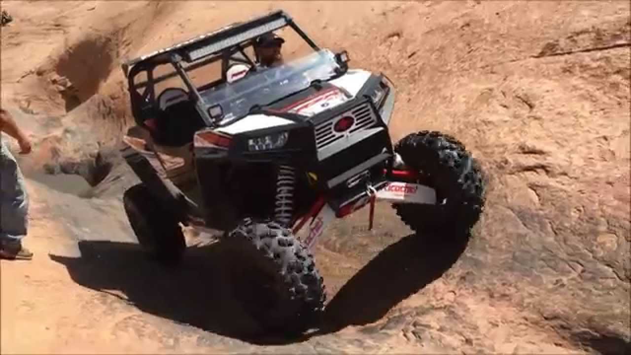Moab Ut 2015 Hell's Revenge Trail Rzr 1000's Crazy Fun! - YouTube