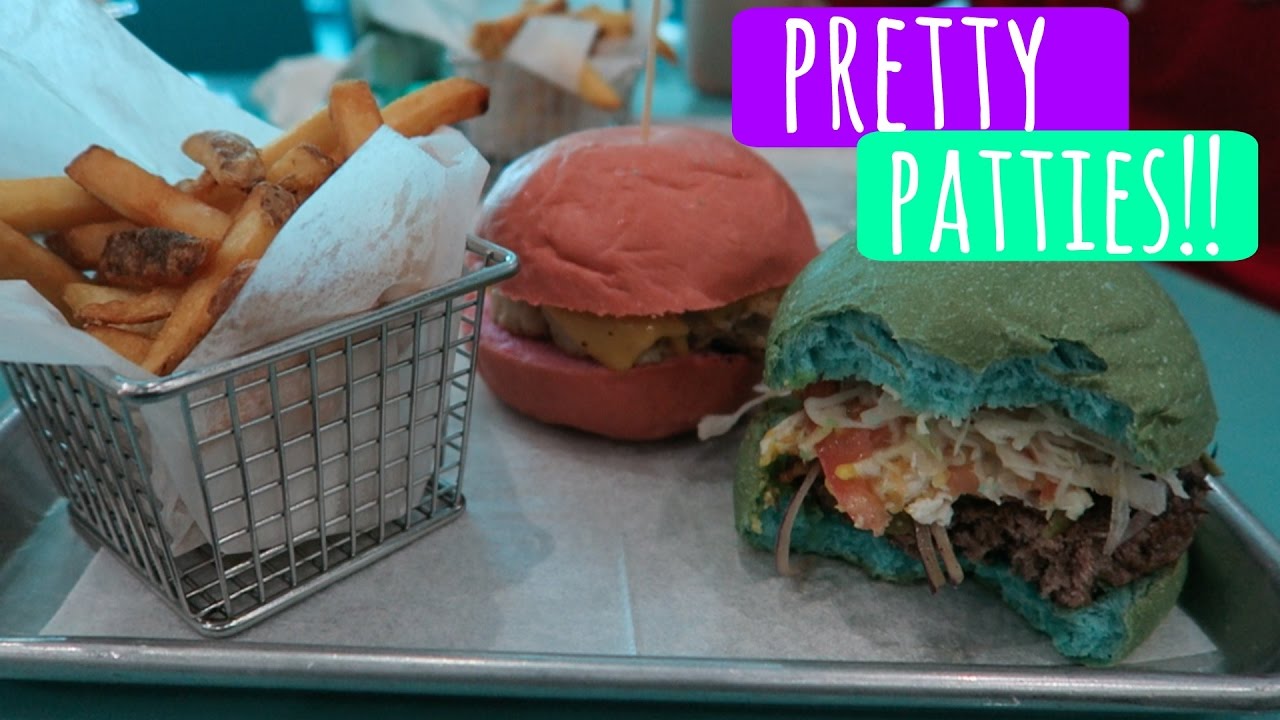 PRETTY PATTIES?! | VLOGTOBER DAY 7 - YouTube