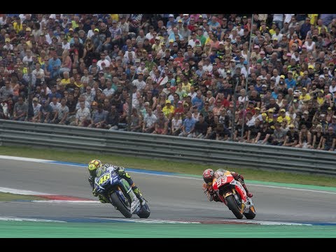 Marc Márquez vs Valentino Rossi, Assen 2015 | Rossi is forced to cut the corner in dramatic style