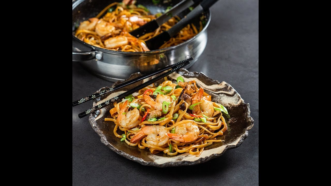 Shrimp Noodles with Shiitake Mushrooms - YouTube