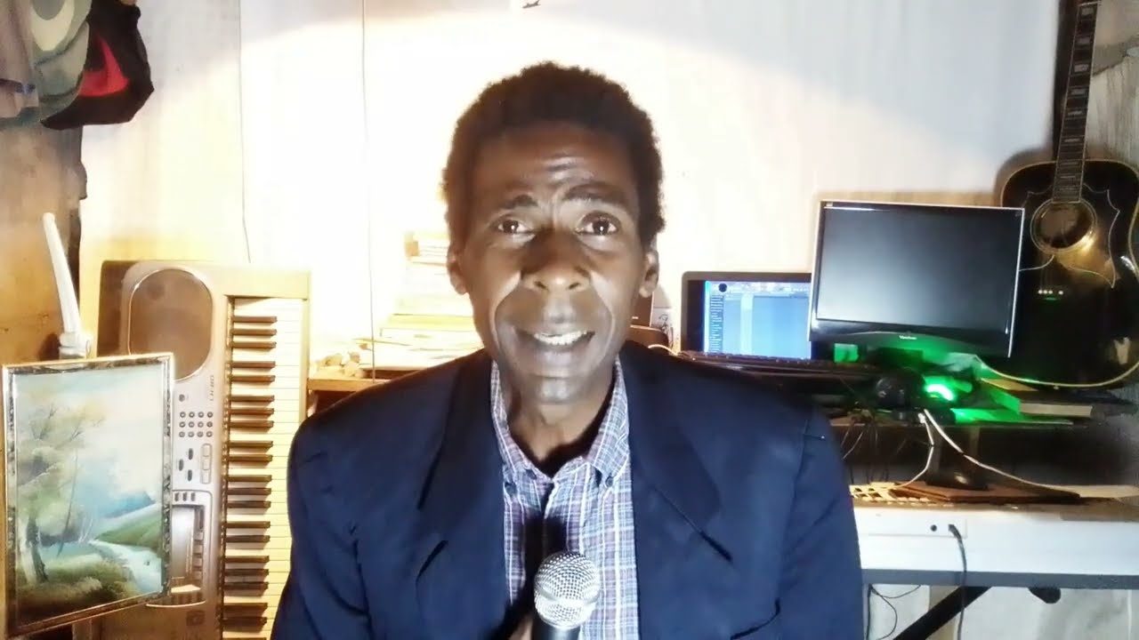 Chico António,toca e canta novas músicas ao vvo;confira!!!🎹🎬 👌👍 - YouTube