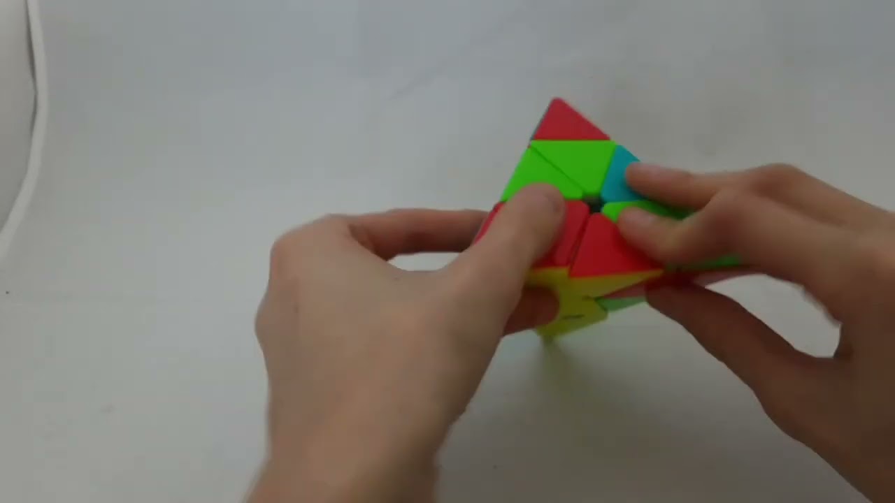 Solving pyraminx in 13 seconds! My pyraminx PB! - YouTube