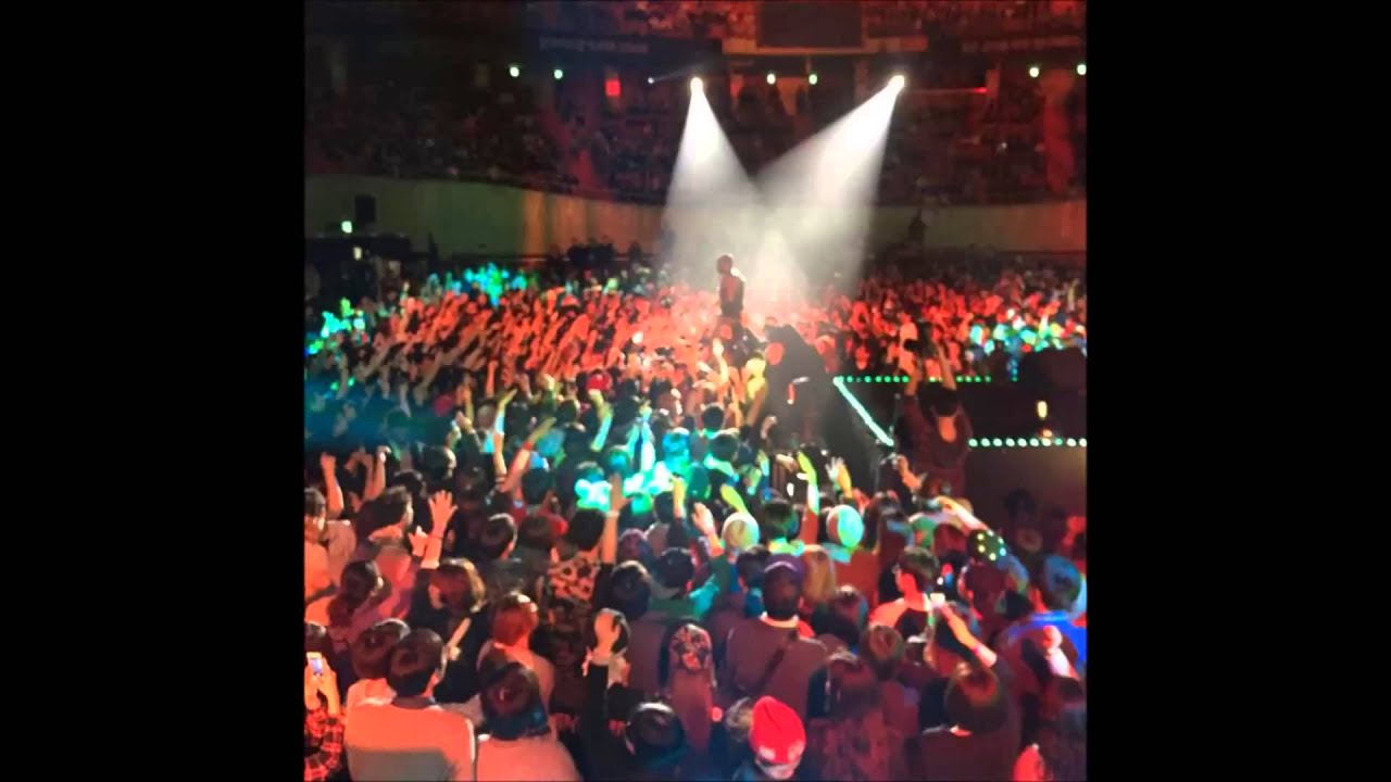 Akon American heist sound track Show Up Ft OG Boo Dirty YouTube - YouTube