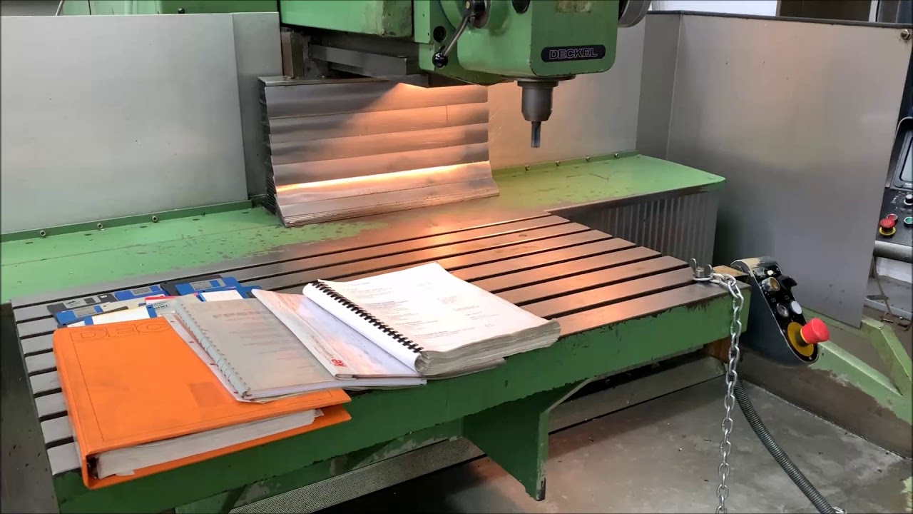 FRIEDRICH DECKEL FP 5 NC Tool Milling Machine - YouTube