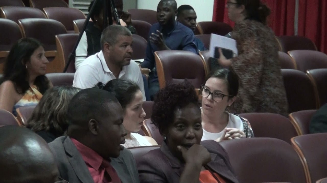 emma a menina triste de Vítor Burity da Silva - YouTube