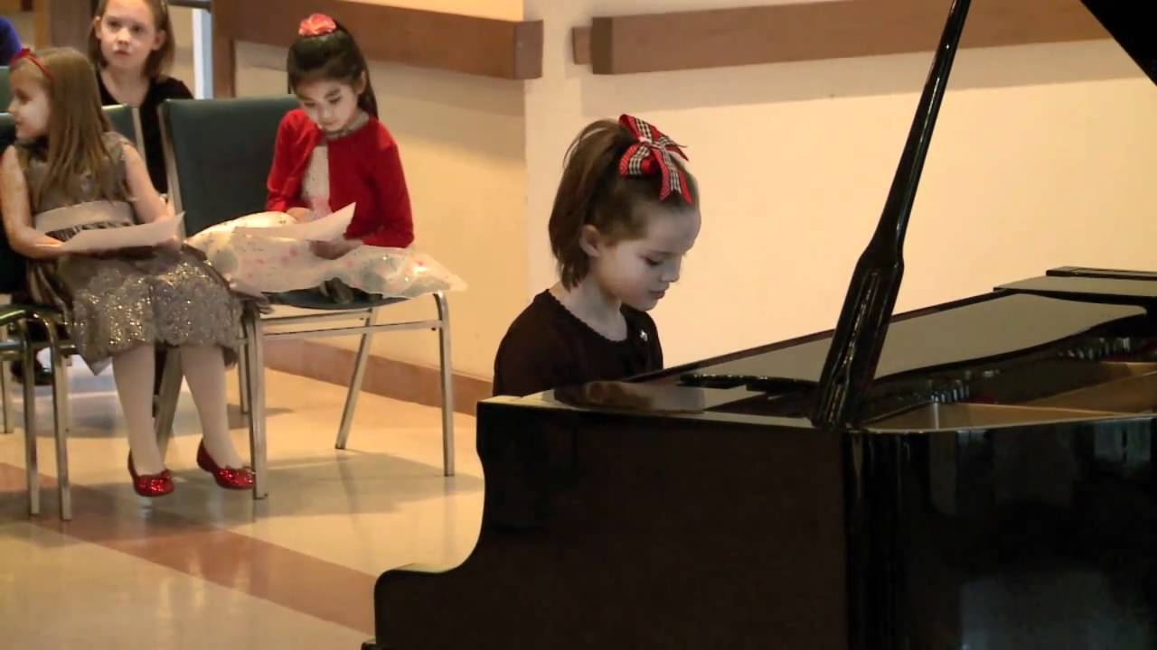 Christmas Piano Recital 2010 - Part 1 - YouTube