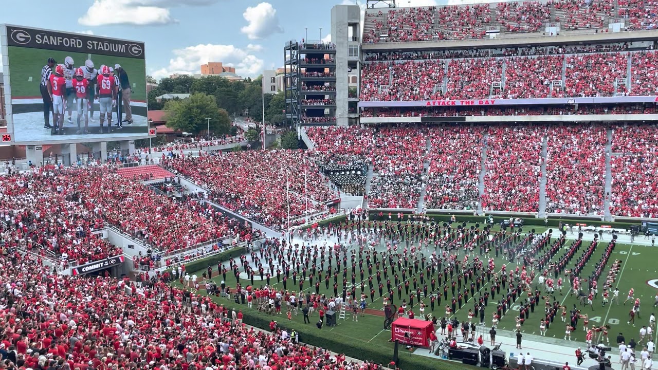 Georgia football entrance, 2021 - YouTube