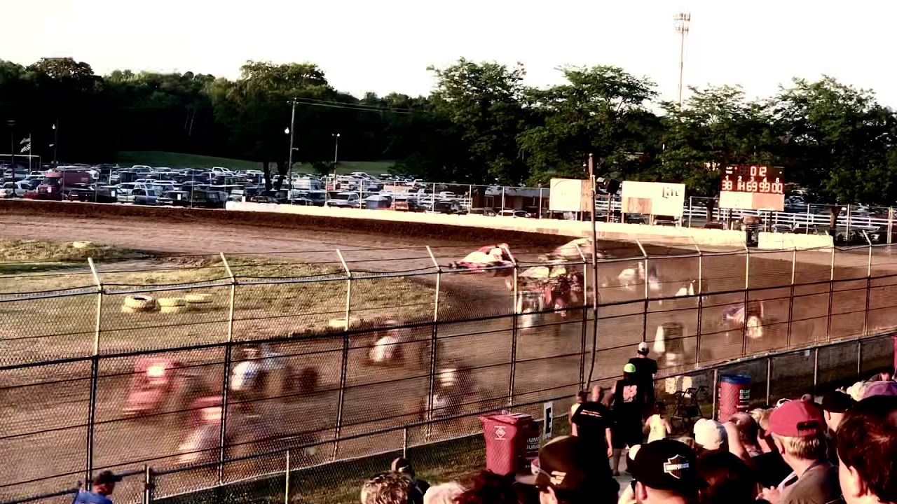 Non Winged Sprints at Wilmot Speedway B Feature 6-21-2020 ( big pile up ...