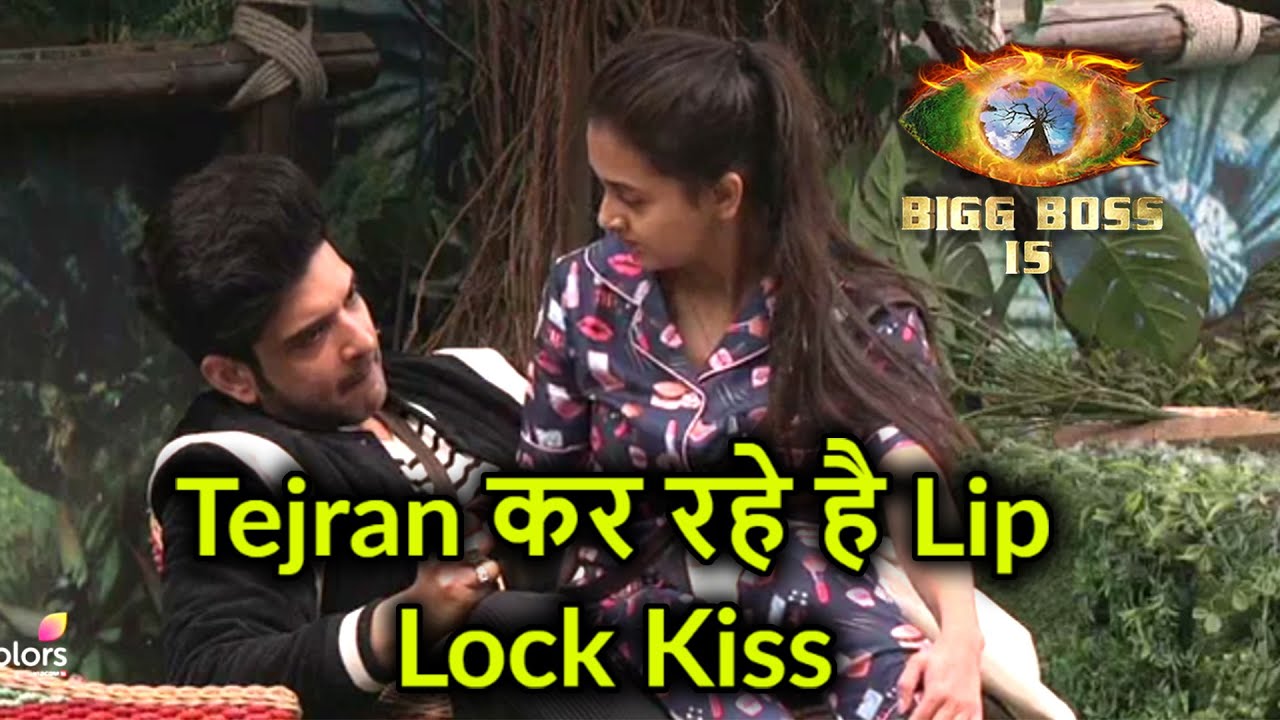 BB 15 : Tejaswi and Karan lip lock kissing each other - YouTube