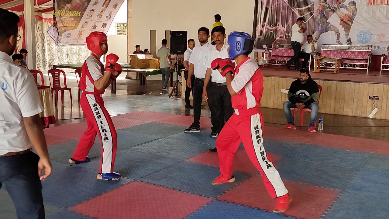 Kickboxing fight for point fight event(2) - YouTube