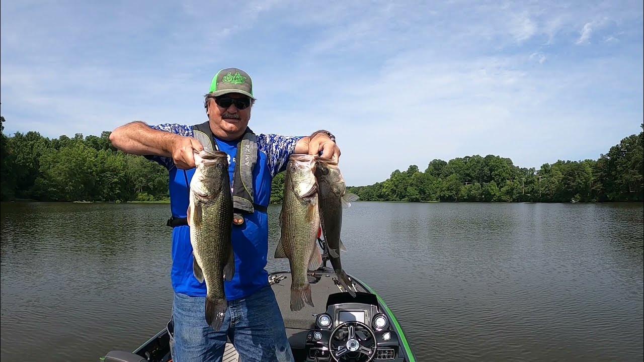 Oak Hollow Lake Fishing 7-10-21 - YouTube