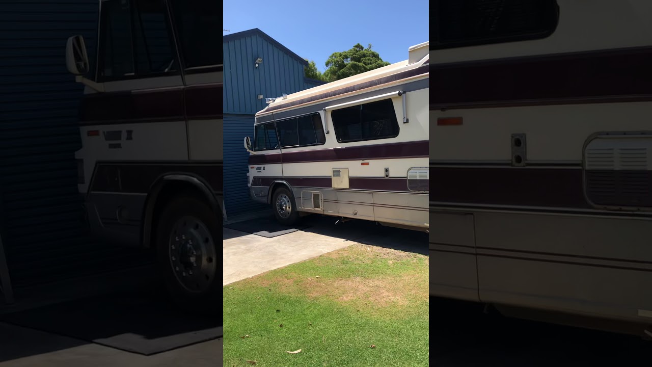 Vogue III Motorhome 1987 - YouTube