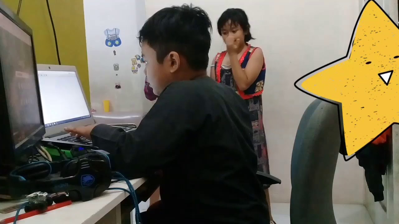 Belajar coding, yang lain ngapain entahlah...😁😂 - YouTube