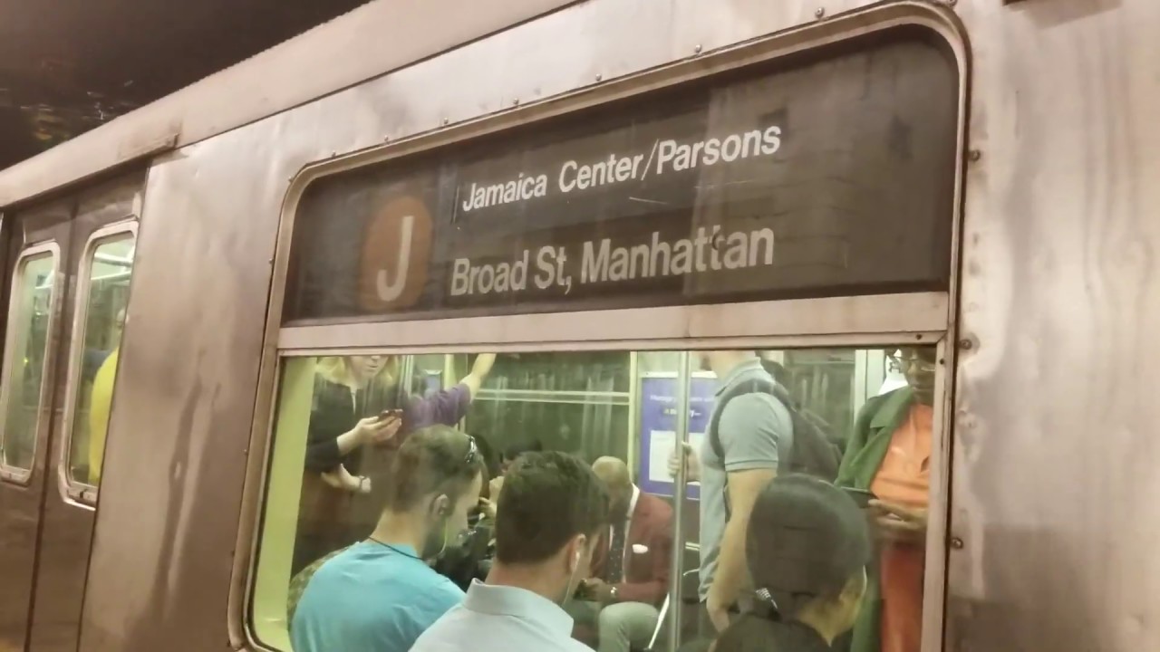 MTA: R42 Z train leaves Chambers St - YouTube