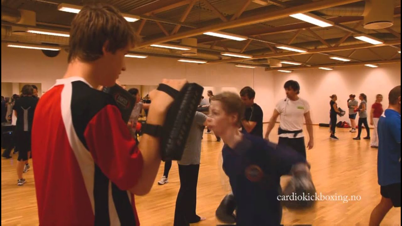 OPPSAL ARENA cardiokickboxing.no - YouTube