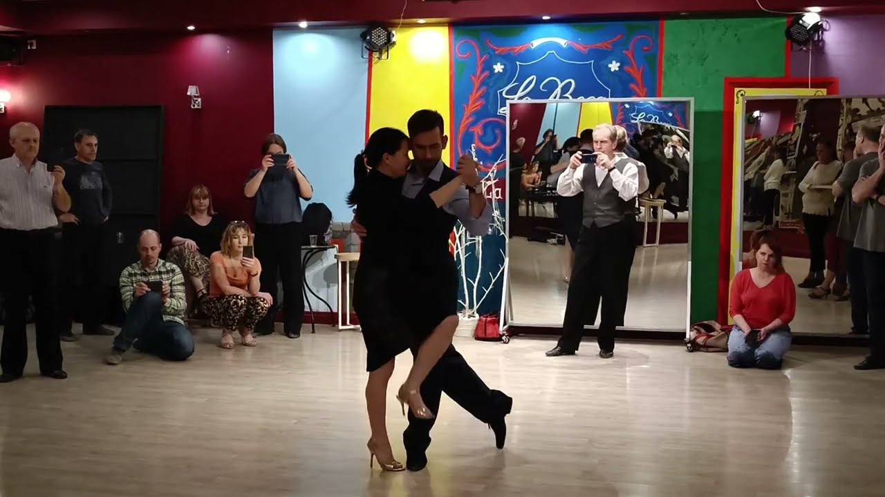TRIPLE VOLCADA in tango - YouTube