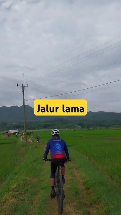 Gowes blusukan sawah - YouTube