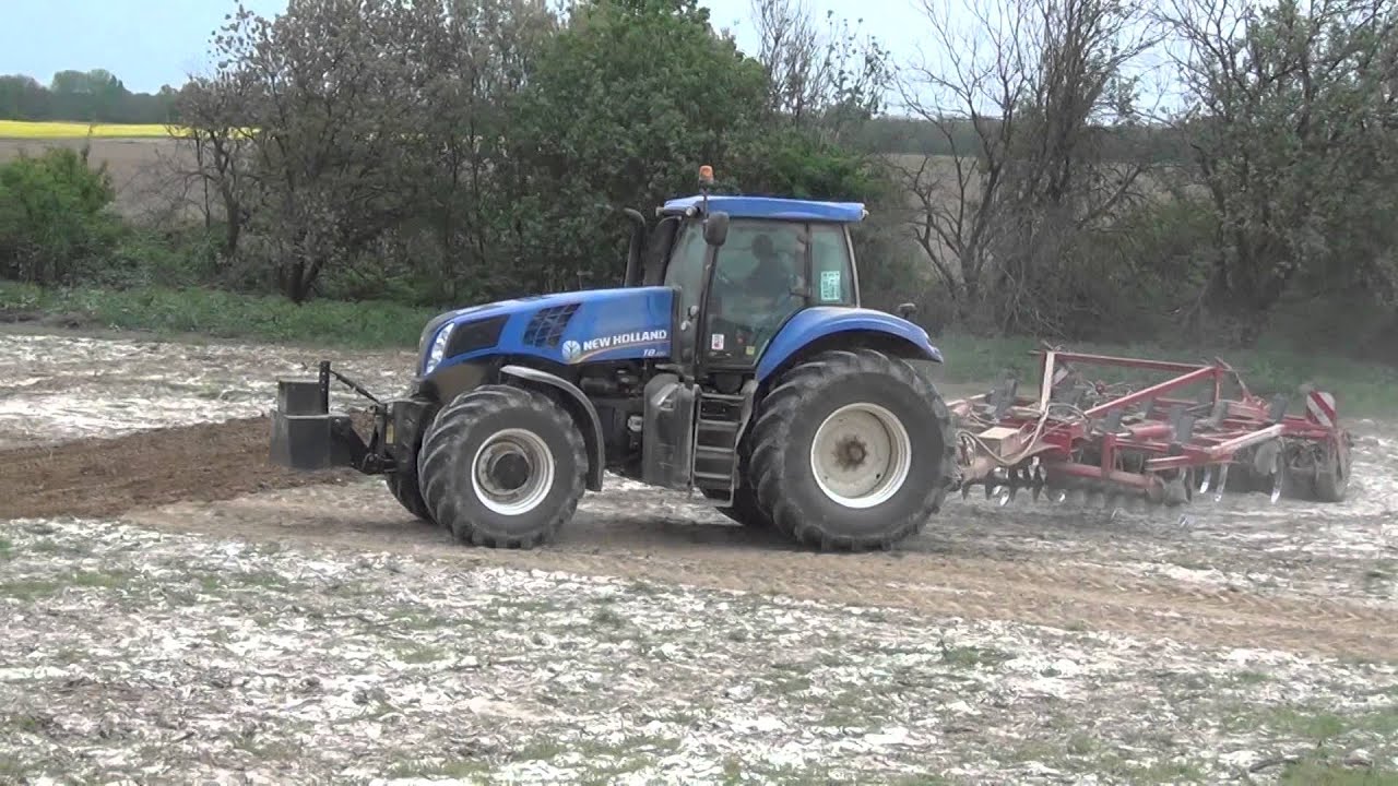 New Holland T8.330 & Horsch Tiger - YouTube
