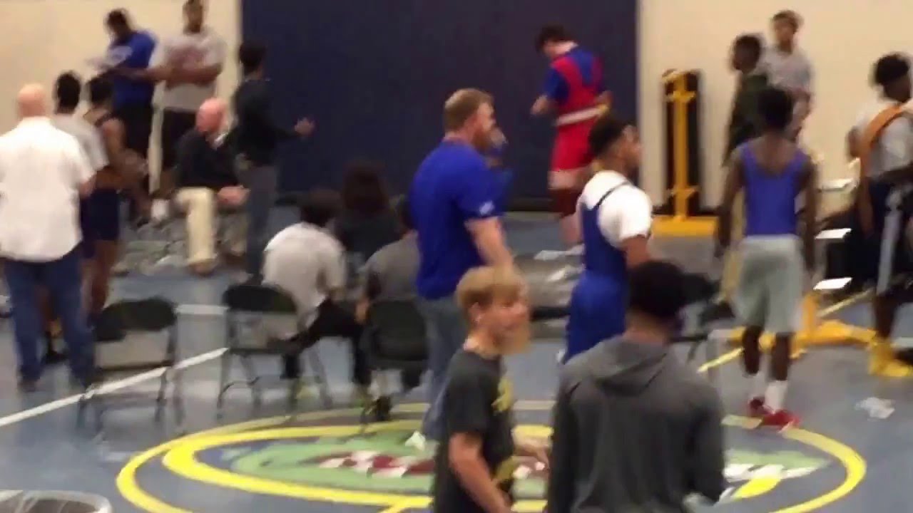 Jake powerlifting deadlift 3rd attempt 385# 2/19/16 - YouTube