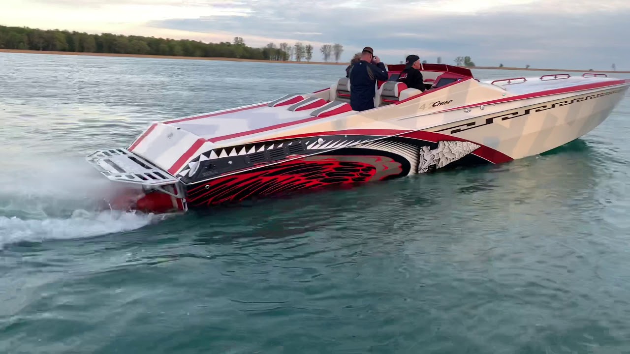 Chief Powerboats 42 Platinum Warrior Harsens Island Michigan Evening ...