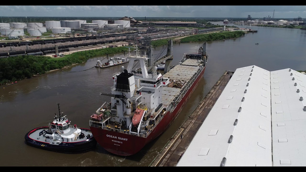 Ship Arrival at the Port of Beaumont - YouTube