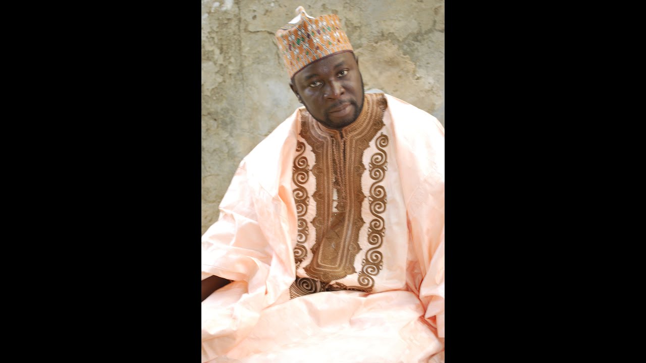 Tarihin Sheikh Ibrahim Inyass - YouTube