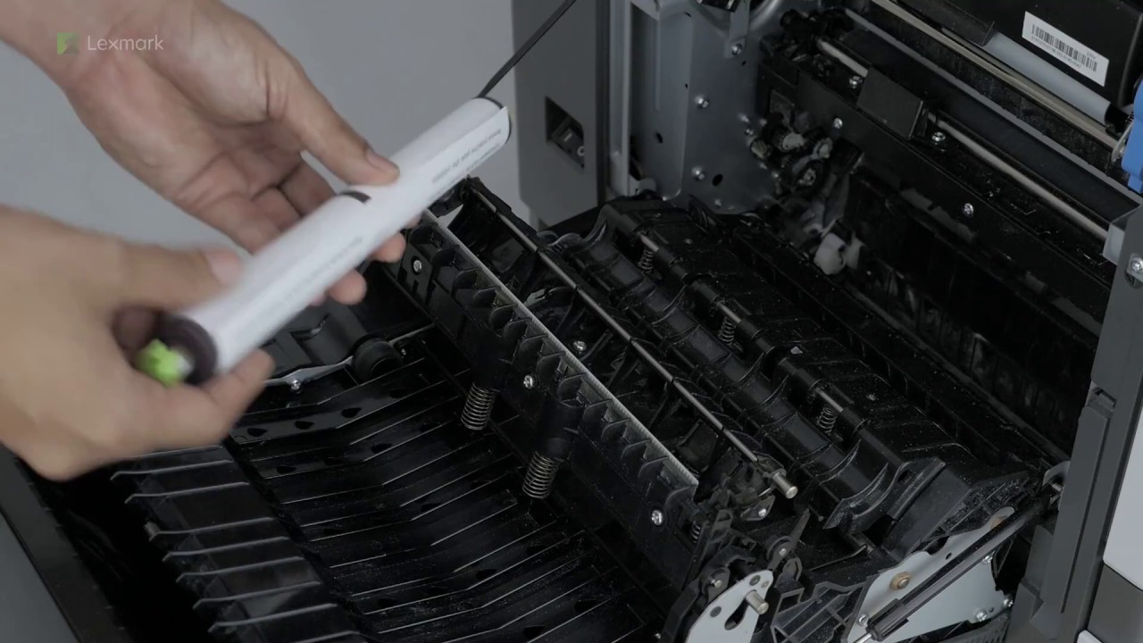 CS820/CX820/CX825/CX860 Series—Replacing the transfer belt and transfer ...