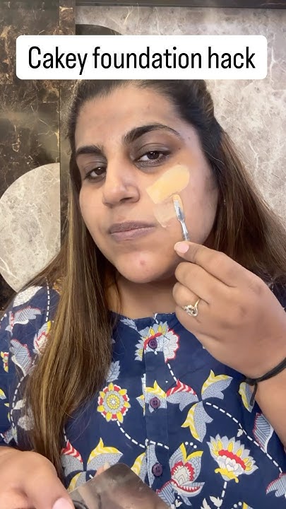 Cakey foundation hack #foundationhack #makeup #makeuphacks - YouTube