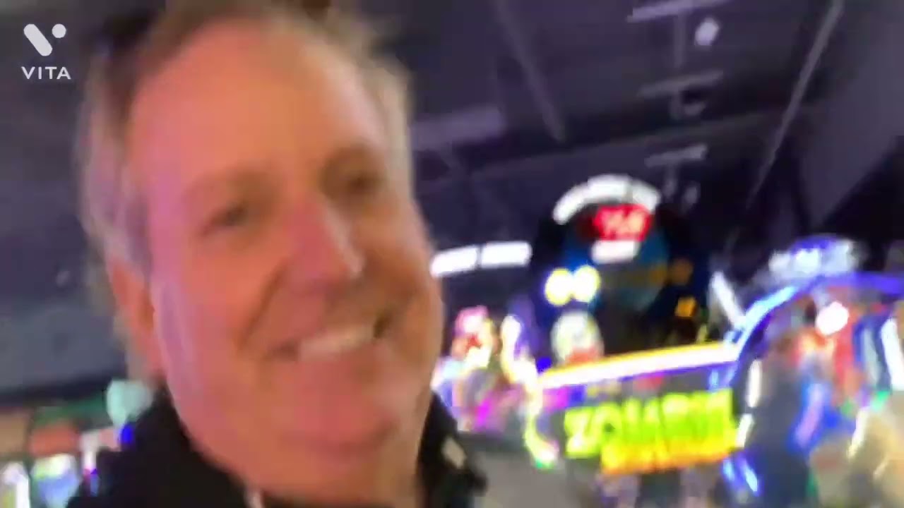 Jeffy goes to davin busters - YouTube