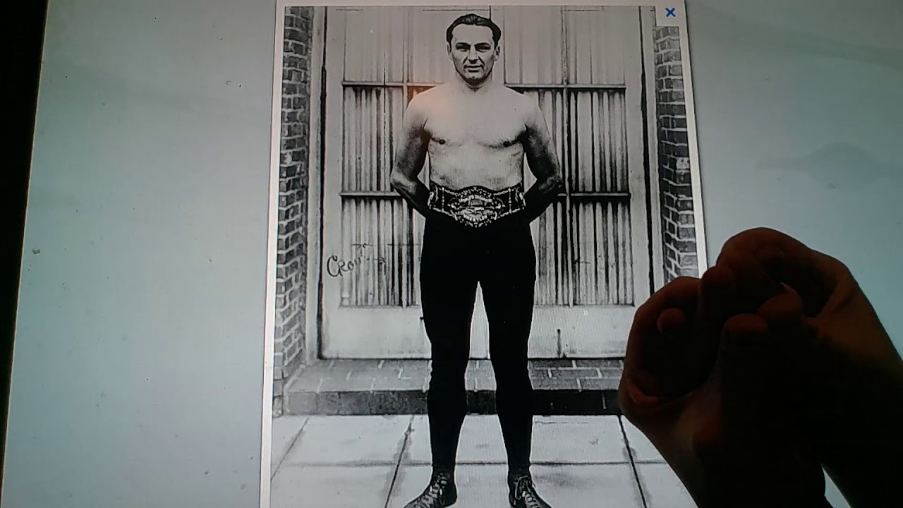 Horacio the handsnake - Joe Stecher - YouTube