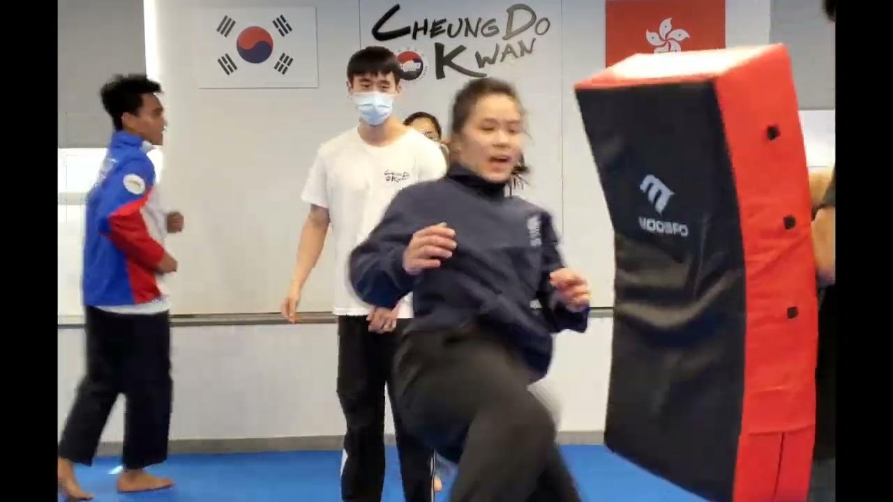 Cheung Do Kwan Taekwondo classes (Hong Kong) - YouTube