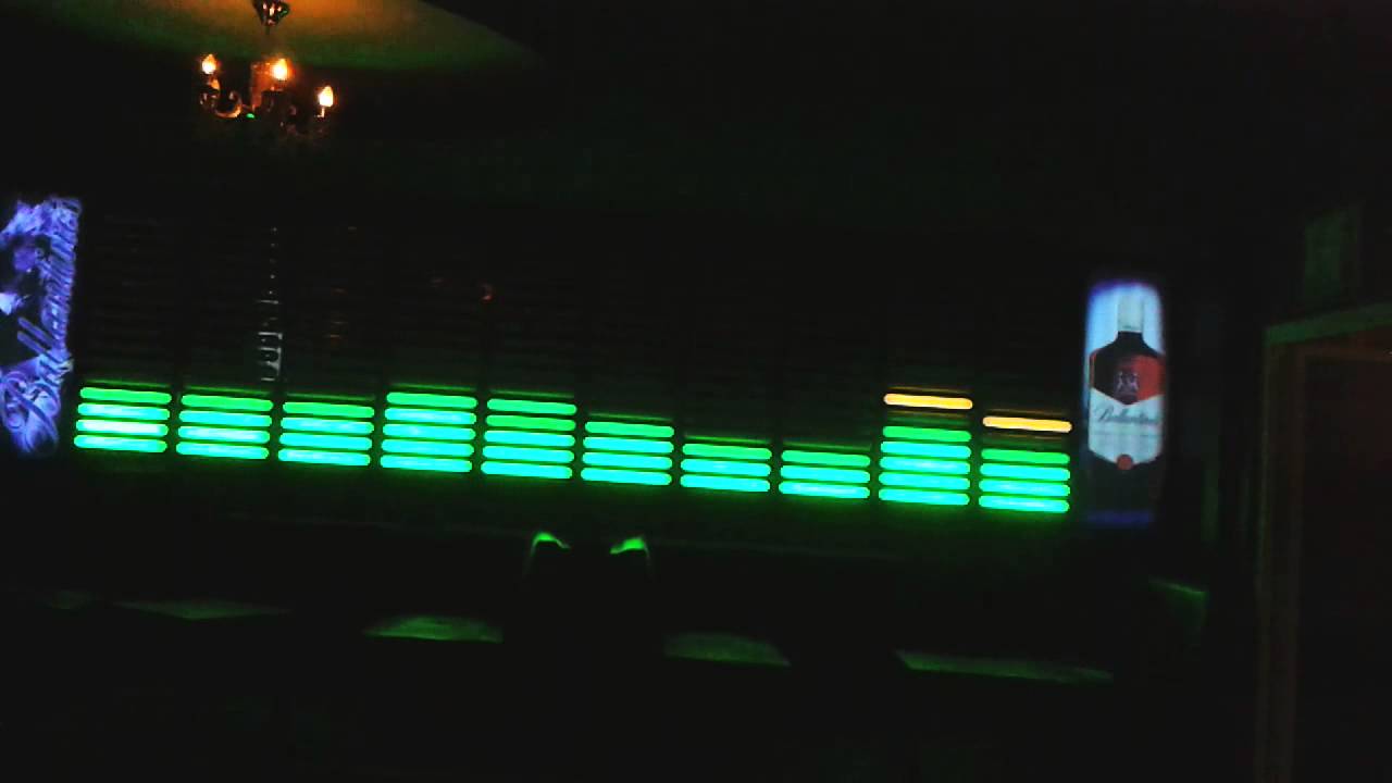Led equalizer wall @ Akropolis - YouTube