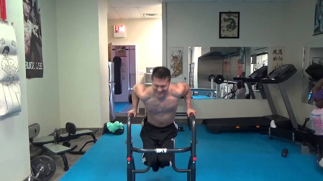 Triceps Dips Training - YouTube