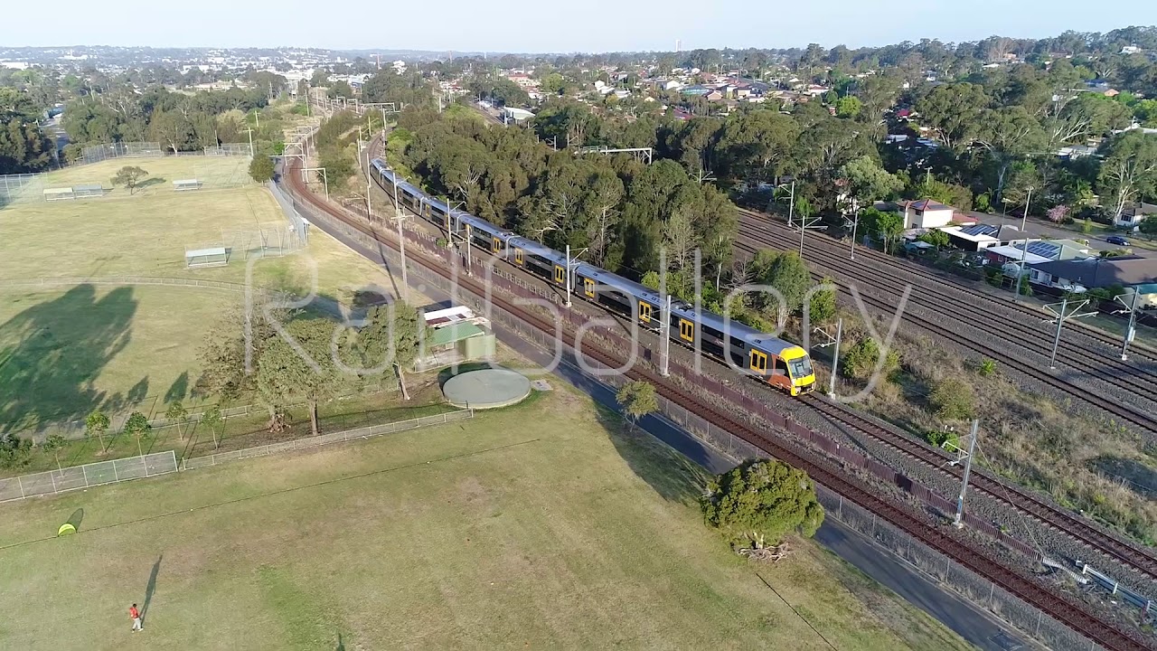 RailGallery_20171002_402 | Waratah A Set | Sydney Trains - YouTube