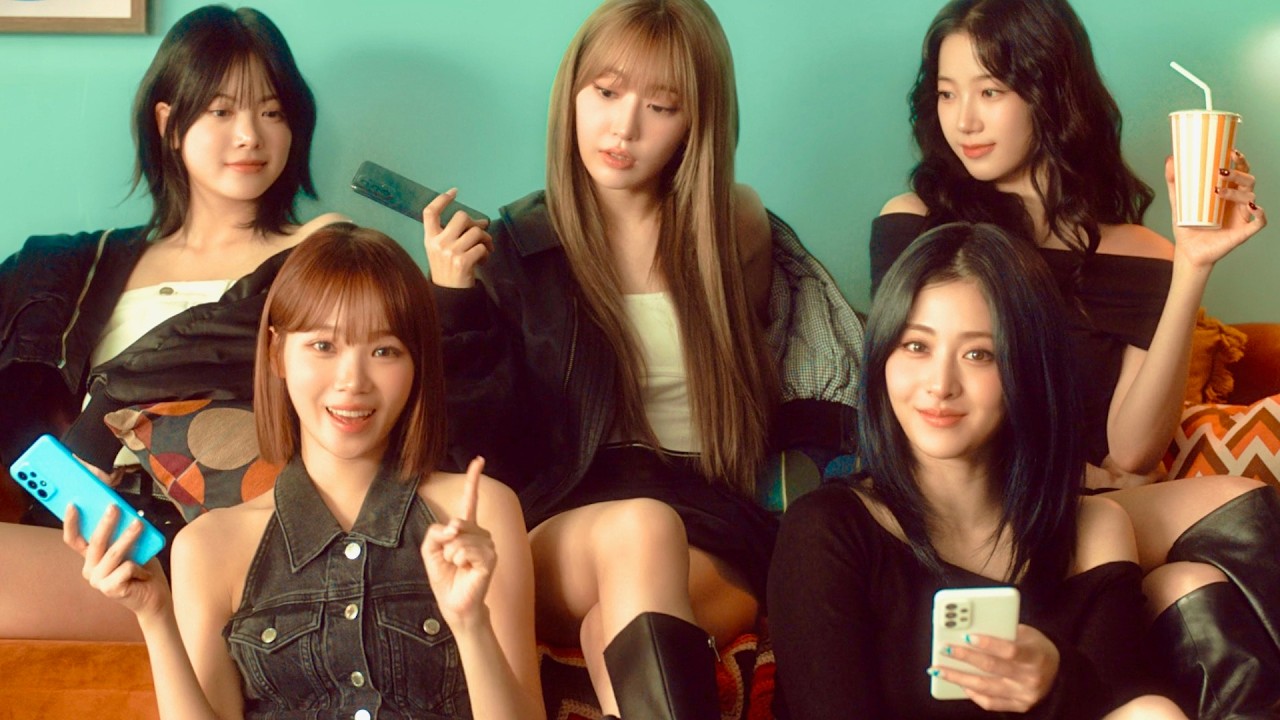 LE SSERAFIM(ルセラフィム)♪仕事さがしはIndeed CMでトークが弾む4つのストーリー - YouTube