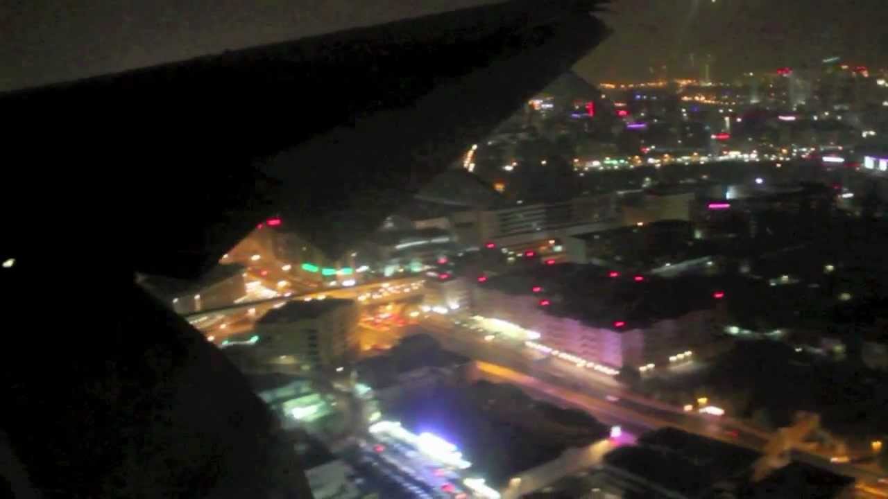 Dubai Night Landing Emirates Airlines Boeing 777-300ER DXB A6-EBA - YouTube
