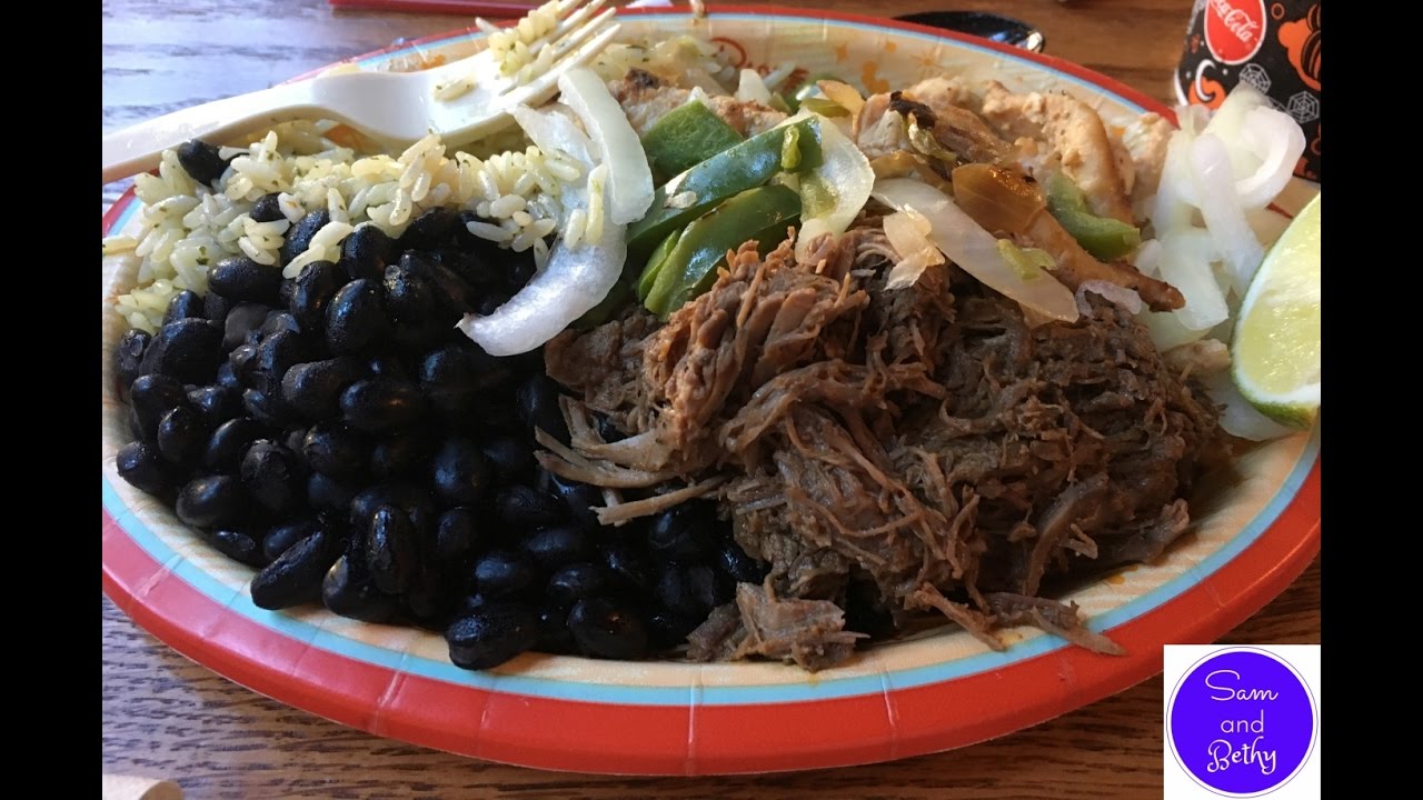 Sam & Bethy Review Pecos Bill Tall Tale Inn & Cafe - YouTube