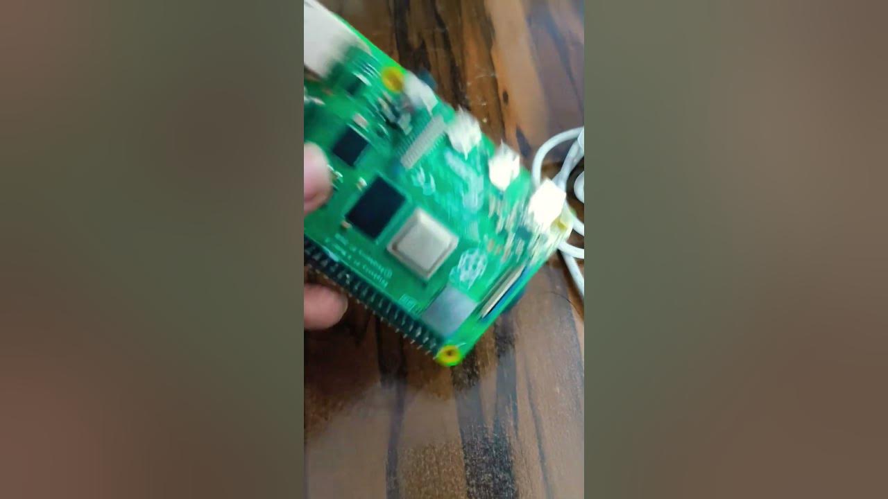 Raspberry Pi 4 , full info HINDI- Smallest computer 😱 #iot #robotics #raspberrypi #projects ...