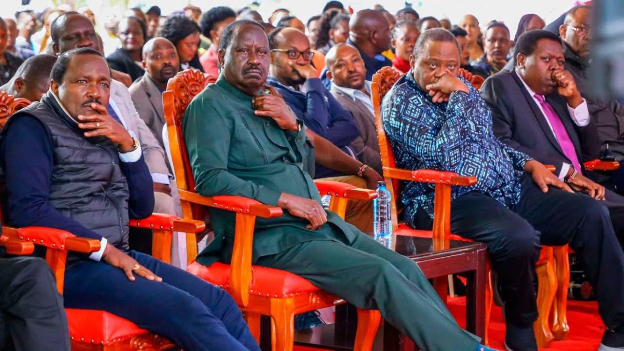 LIVE: Raila Odinga & Azimio leaders attends burial of veteran pilot ...