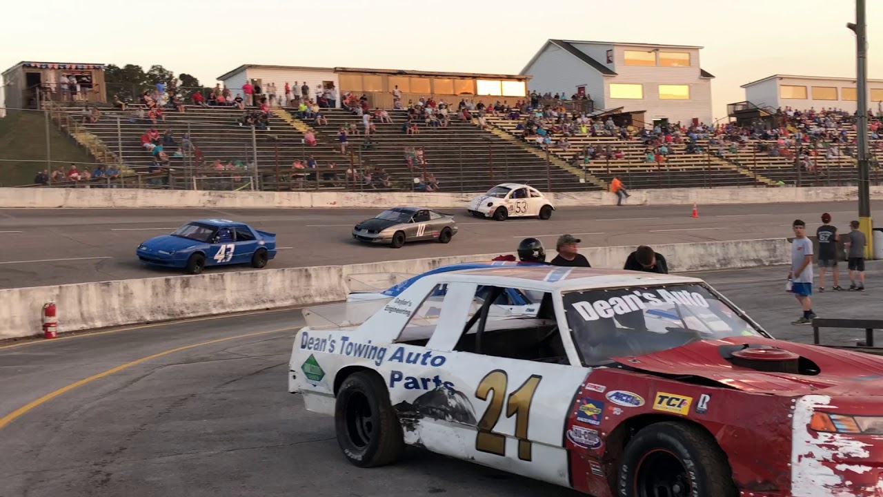 May 25, 2019 Huntsville Speedway Buzz Race Finish. - YouTube