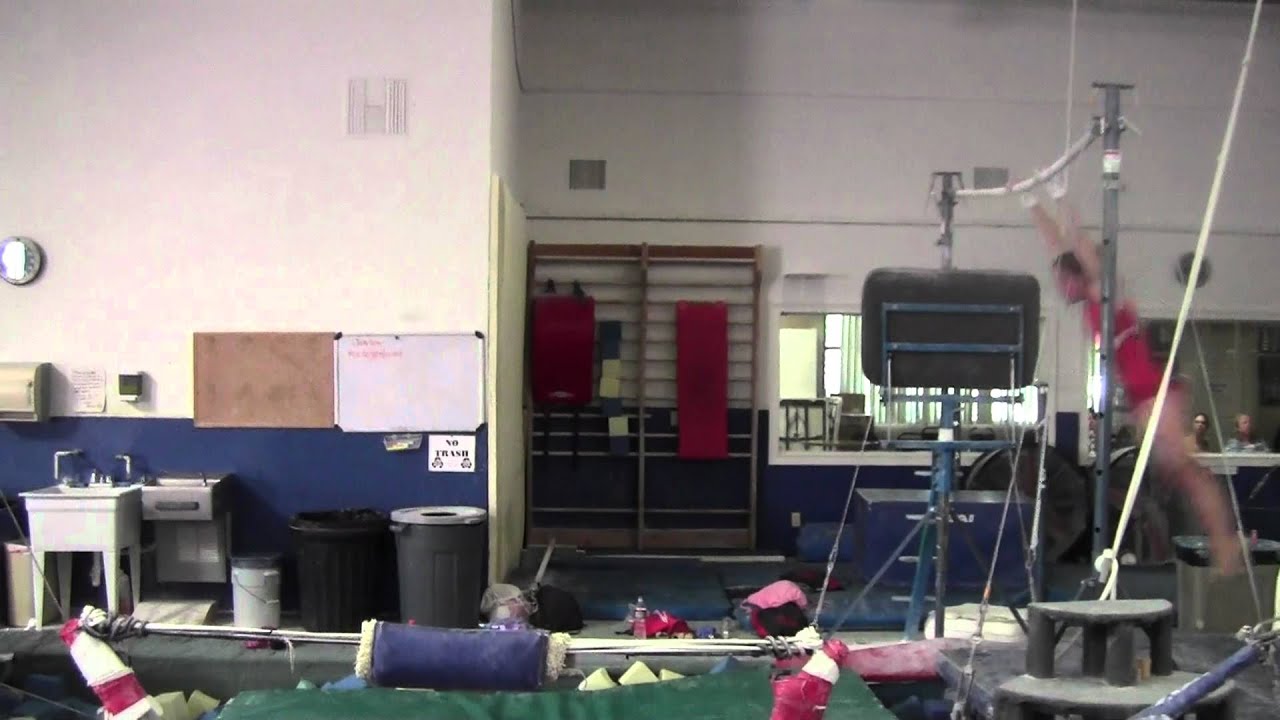 Courtney Spitzer double layout dismount - YouTube