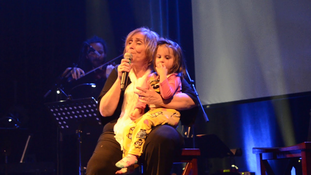 Je serai là - Brigitte Bélanger - Troupe Entre Nous 2019 - YouTube