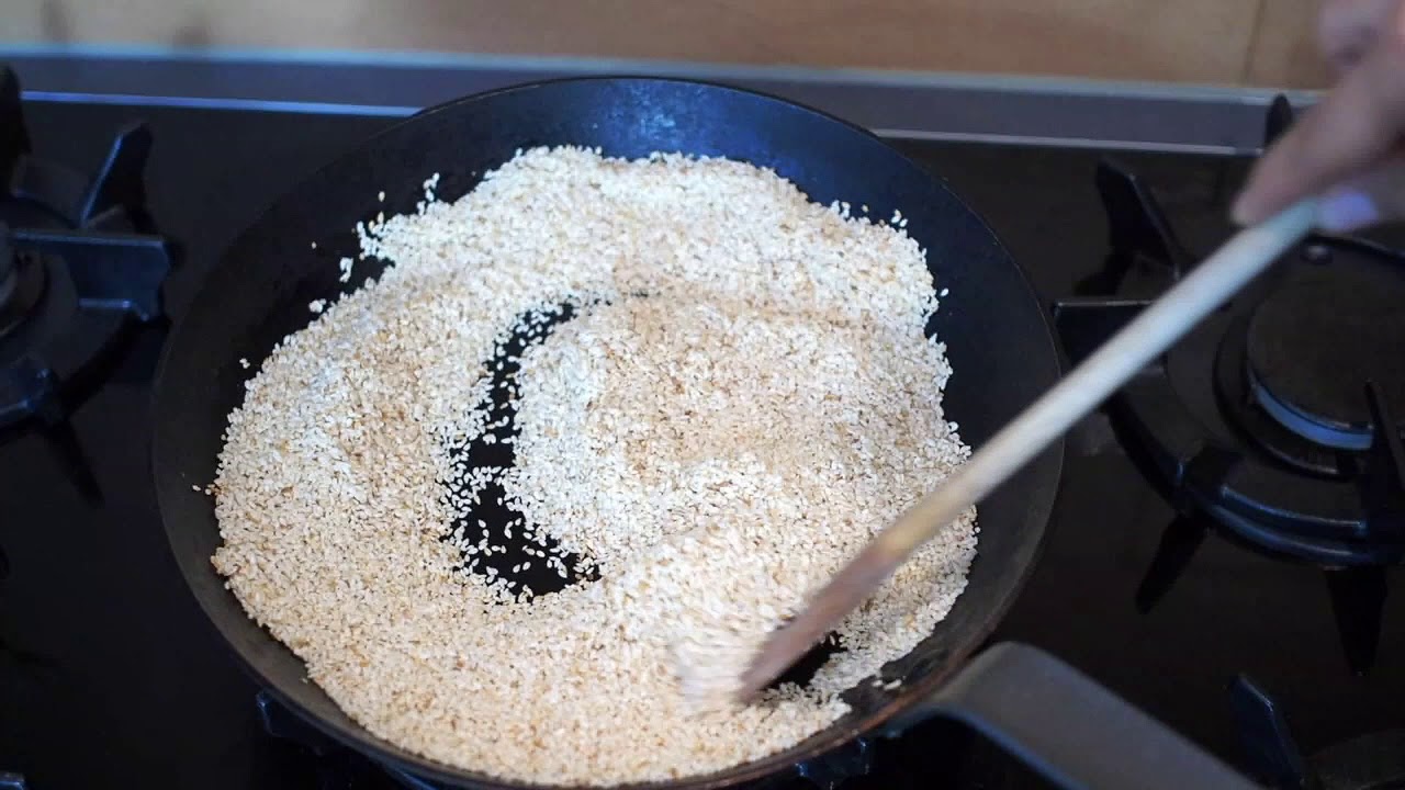 Wie Sesam rösten? Sesam in der Pfanne - YouTube