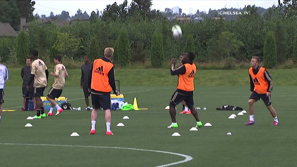 Chelsea FC - 1st day of training in Seattle - YouTube